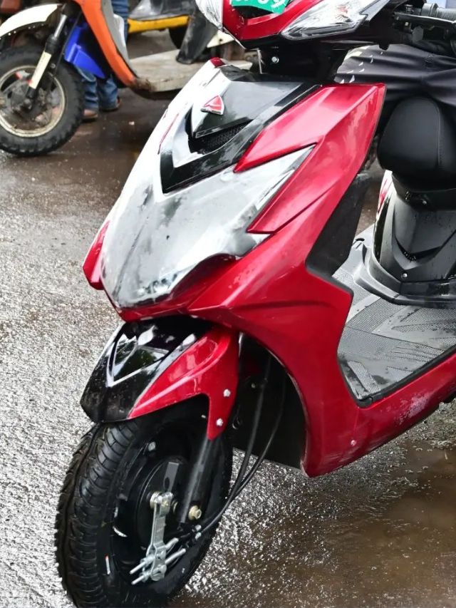 सिंगल चार्ज पर 160km चलता है ये ई-स्कूटर, कीमत मात्र 81 हजार