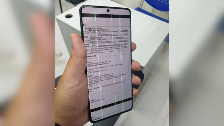 Samsung green line issue: Galaxy S22, S21 users get free screen ...