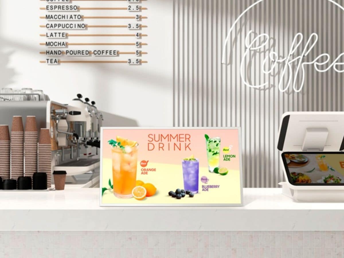 Samsung Launches 32-Inch Color E-Paper Display With 200-Day Battery ...