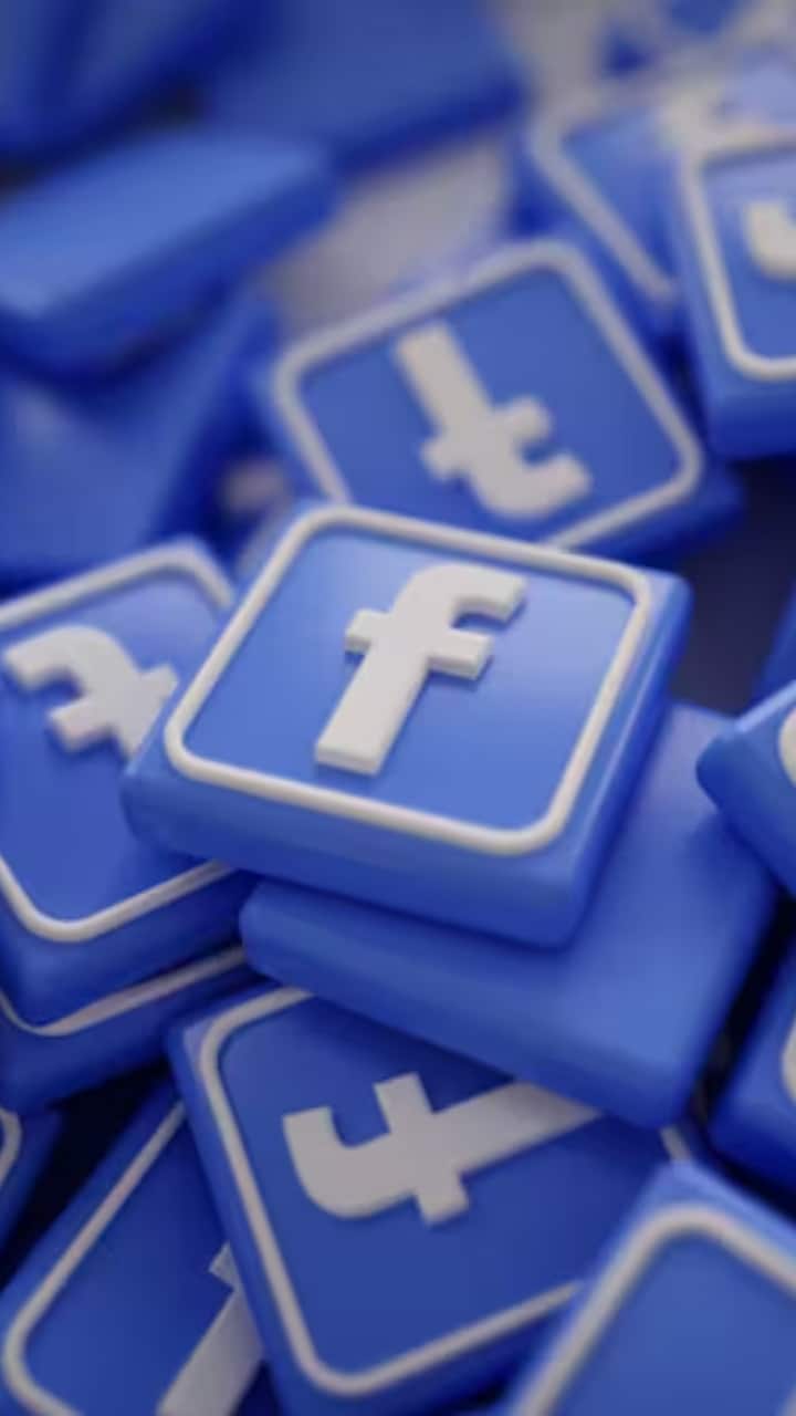 Here's How You Can Use Facebook in Hindi Language: Check Out Step-by ...