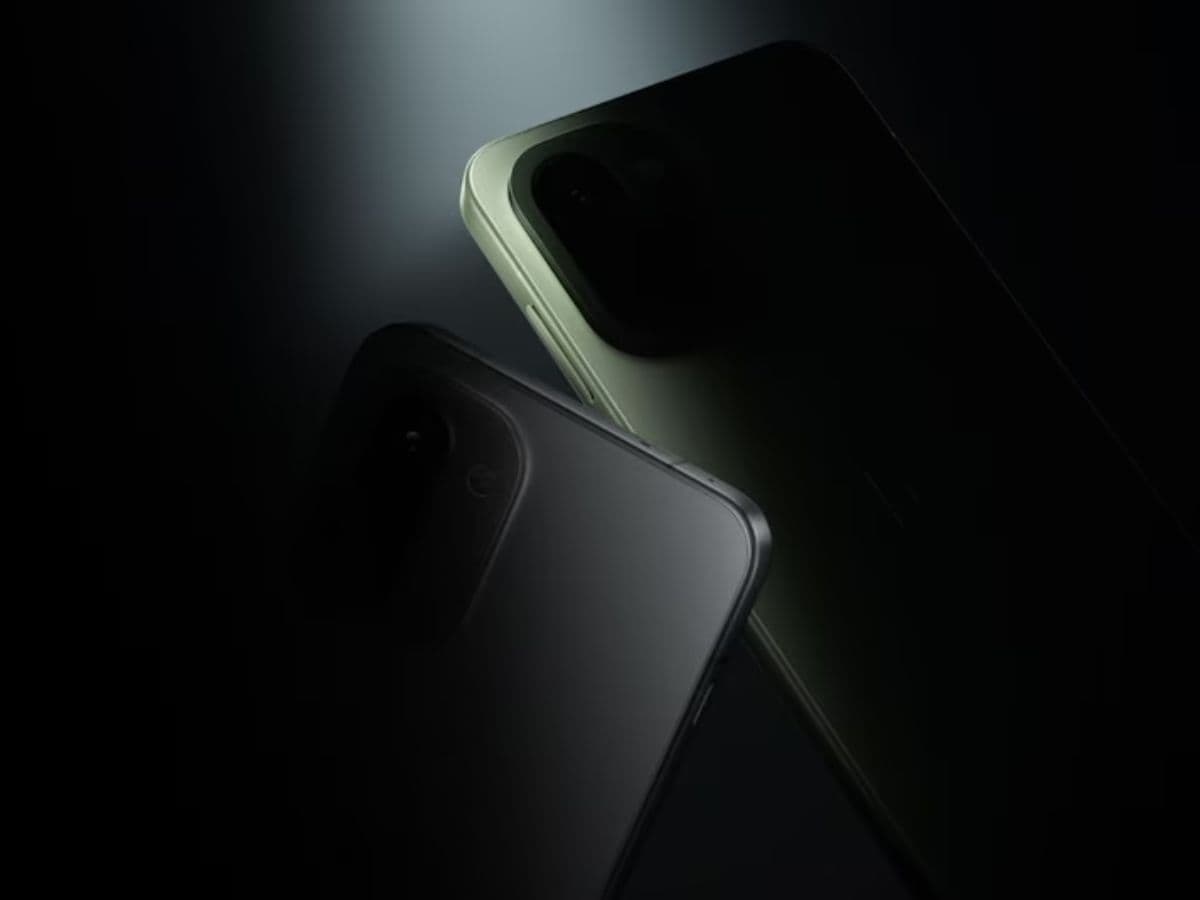 OnePlus 15R Teased for India Launch With Dual Rear Cameras and Black ...